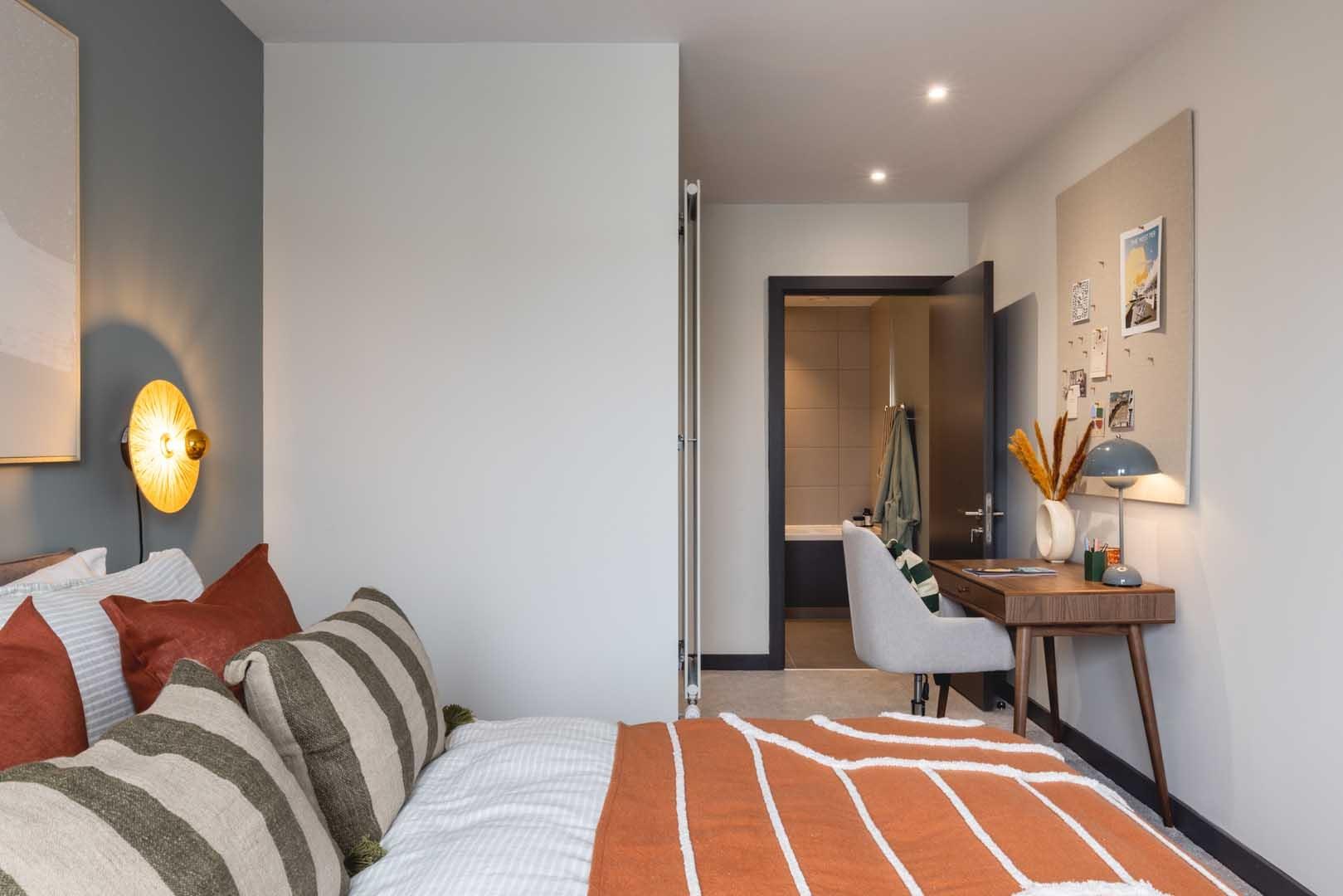 York & Elder - Studio